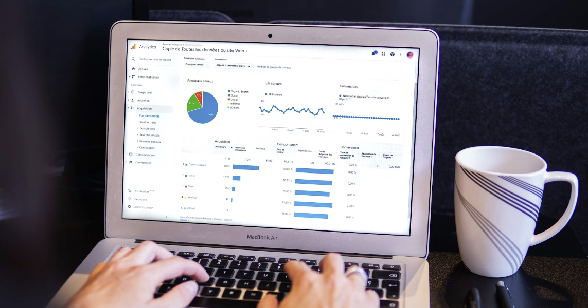 How Businesses Transform Data Into Actionable Intelligence With ... How Businesses Transform Data Into Actionable Intelligence With ...